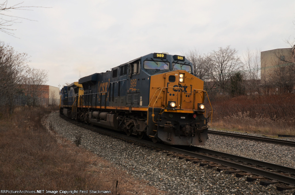 CSX 989